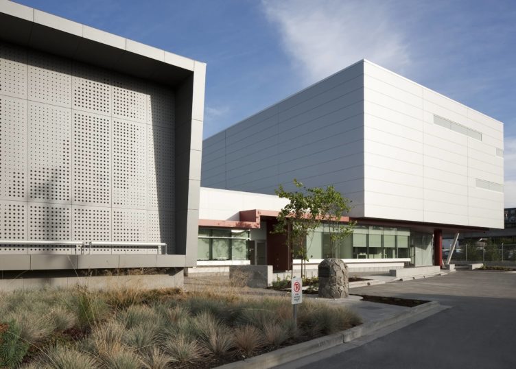 Albion Community Centre - Bush, Bohlman & Partners LLP